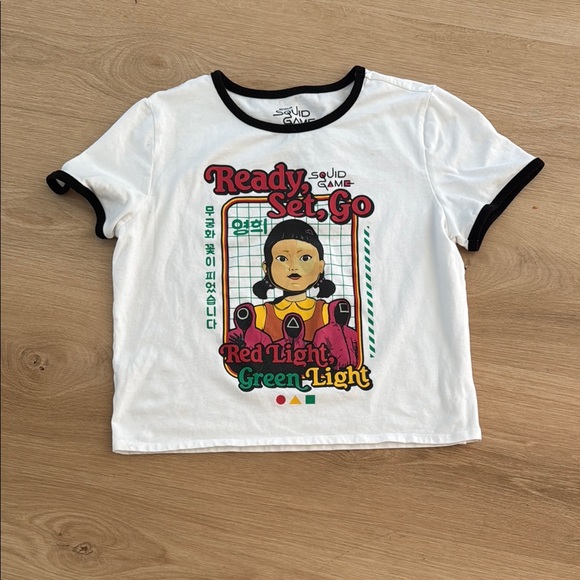 Hot Topic | Shirts & Tops | Hot Topic White Tee With Black Trim And ...